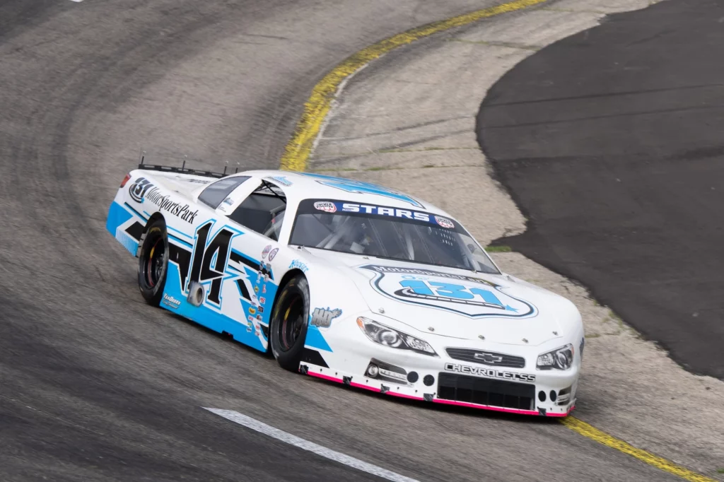 Chase Pinsonneault Set For Redbud 400 Debut | Appalachian Sucker Punch ...